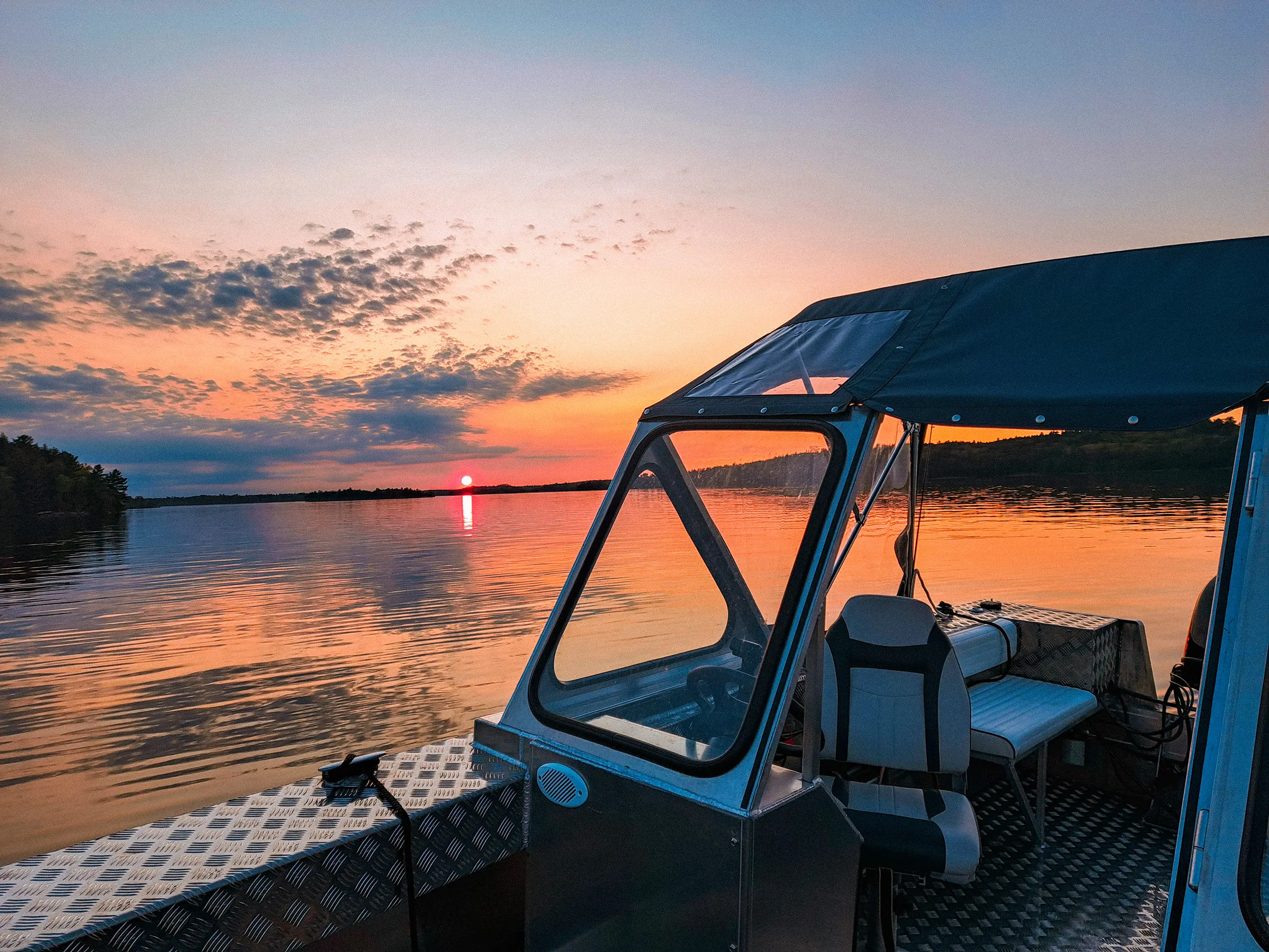 18' Cottager - BadRiverBoats